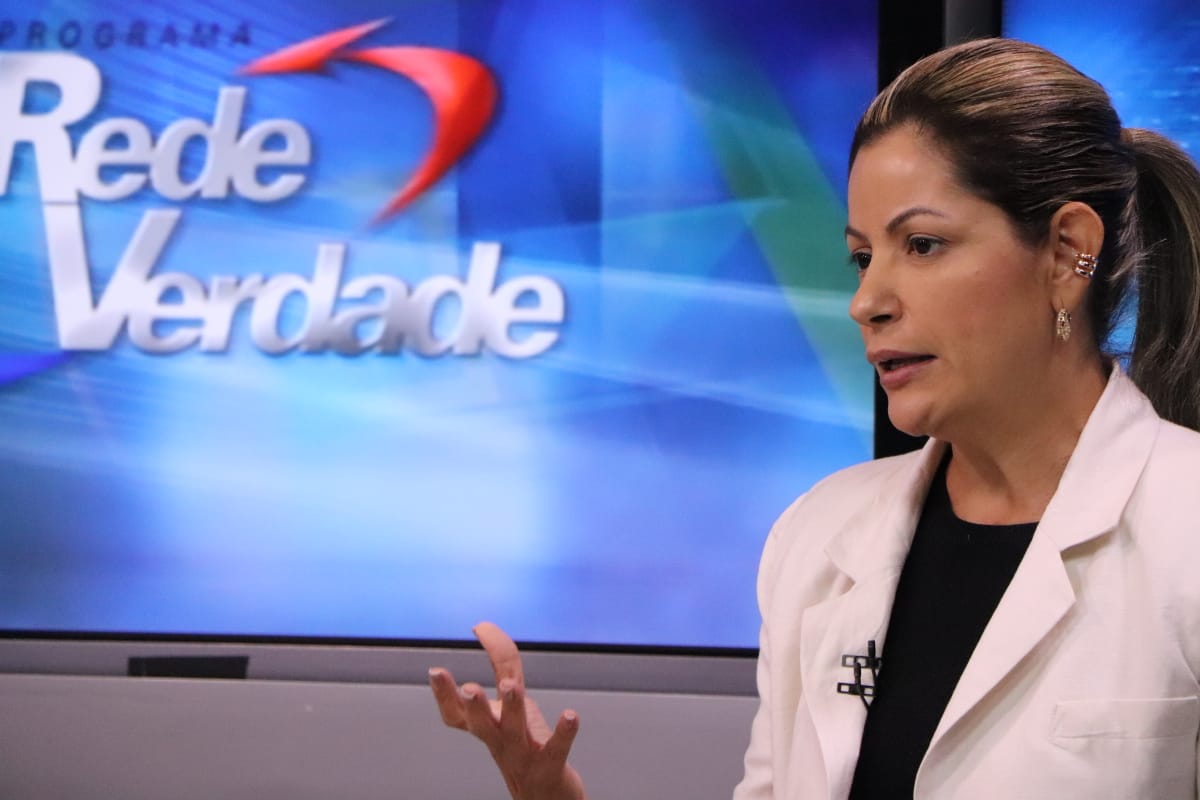 Danielle do Vale ironiza adesão de Eduardo Brito à base aliada na ALPB ...